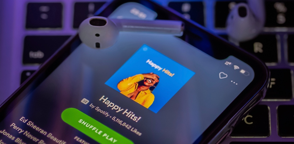 Get More Spotify Followers: The Pros and Cons of Buying Them